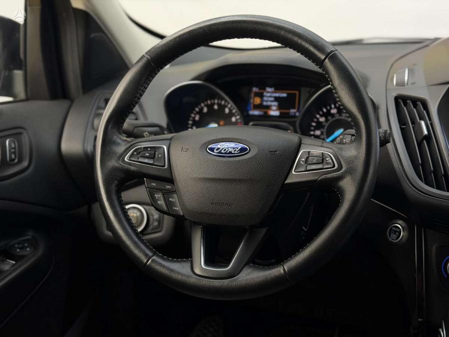 Grey Ford Escape 2019 in Vilnius, with an engine capacity of 1.50 L and mileage of 132 thousand km for 9500 €, photo 17 on AUTOMOTO.COM.LV