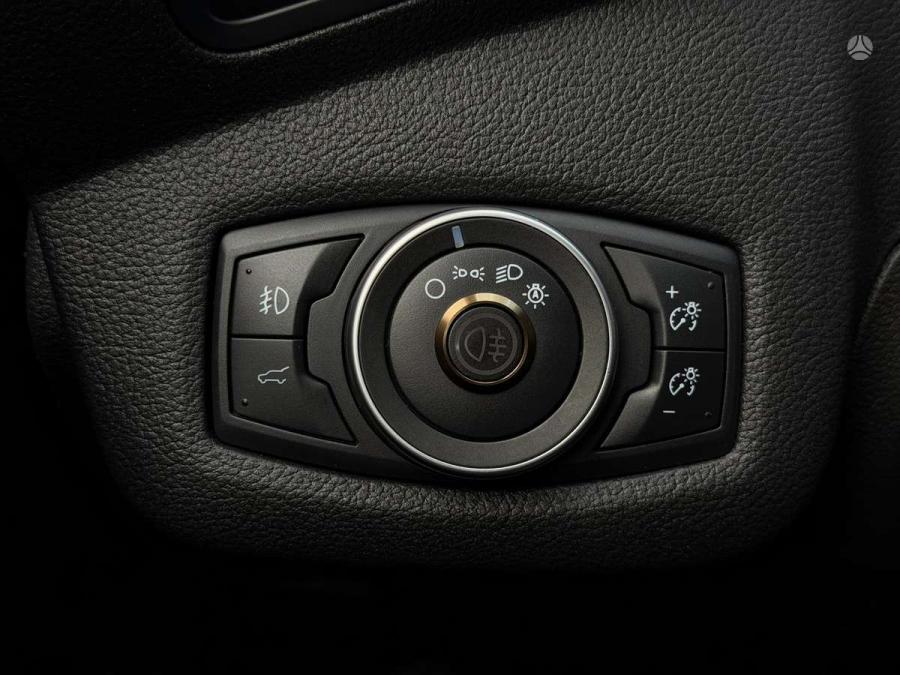 Grey Ford Escape 2019 in Vilnius, with an engine capacity of 1.50 L and mileage of 132 thousand km for 9500 €, photo 20 on AUTOMOTO.COM.LV