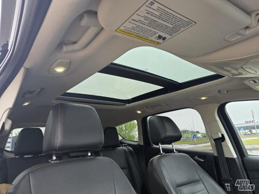 Ford Escape 2013 in Vilnius, with an engine capacity of 1.60 L and mileage of 121 thousand km for 5400 €, photo 8 on AUTOMOTO.COM.LV
