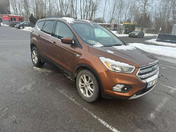 Oranžs Ford Escape 2018 Kauņa, ar dzinēja tilpumu 2.00 L un nobraukumu 100 tūkst. km par 4800 €, foto 7 vietnē AUTOMOTO.COM.LV