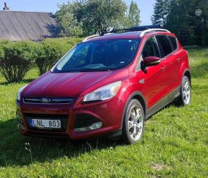 Red Ford Escape 2013 in Vilnius, with an engine capacity of 2.00 L and mileage of 213 thousand km for 7000 €, photo  on AUTOMOTO.COM.LV