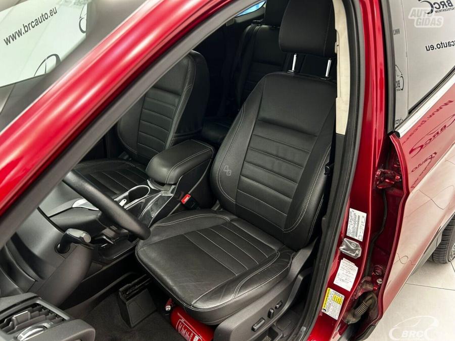 Red Ford Escape 2014 in Avizieniai, with an engine capacity of 2.00 L and mileage of 132 thousand km for 7000 €, photo 11 on AUTOMOTO.COM.LV