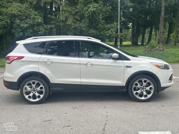 White Ford Escape 2014 in Alytus, with an engine capacity of 2.00 L and mileage of 108 thousand km for 8300 €, photo 9 on AUTOMOTO.COM.LV