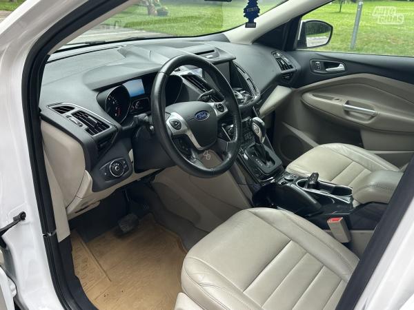 White Ford Escape 2014 in Alytus, with an engine capacity of 2.00 L and mileage of 108 thousand km for 8300 €, photo 10 on AUTOMOTO.COM.LV