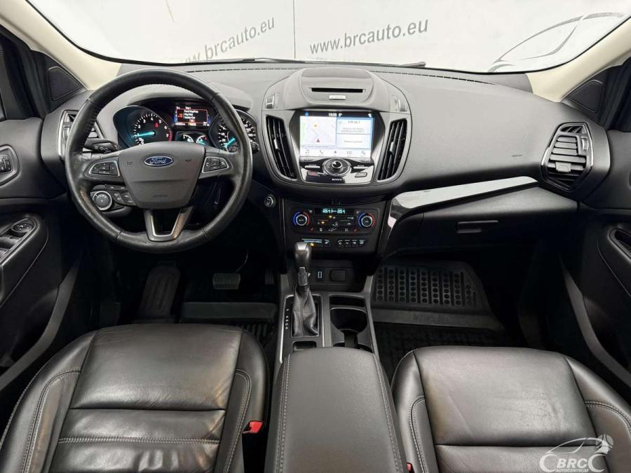White Ford Escape 2017 in Klaipeda, with an engine capacity of 2.00 L and mileage of 63 thousand km for 8900 €, photo 4 on AUTOMOTO.COM.LV