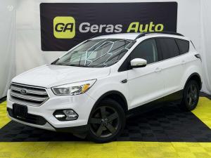 White Ford Escape 2018 in Vilnius, with an engine capacity of 1.50 L and mileage of 132 thousand km for 10000 €, photo  on AUTOMOTO.COM.LV