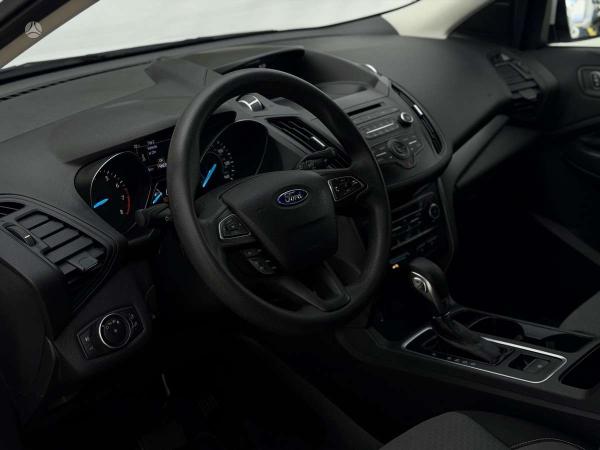 Balts Ford Escape 2018 Viļņa, ar dzinēja tilpumu 1.50 L un nobraukumu 132 tūkst. km par 10000 €, foto 9 vietnē AUTOMOTO.COM.LV