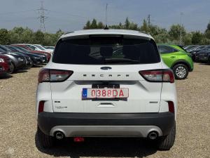 White Ford Escape 2020 in Siauliai, with an engine capacity of 1.50 L and mileage of 22 thousand km for 15800 €, photo 6 on AUTOMOTO.COM.LV