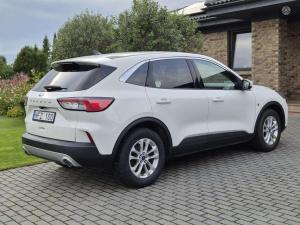 Balts Ford Escape 2020 Klaipėda, ar dzinēja tilpumu 1.50 L un nobraukumu 32 tūkst. km par 14700 €, foto 3 vietnē AUTOMOTO.COM.LV