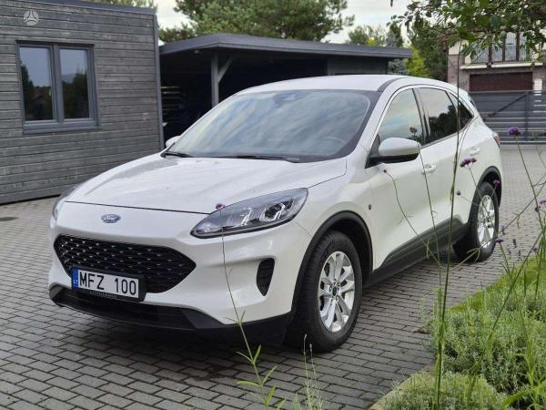 Balts Ford Escape 2020 Klaipėda, ar dzinēja tilpumu 1.50 L un nobraukumu 32 tūkst. km par 14700 €, foto 5 vietnē AUTOMOTO.COM.LV