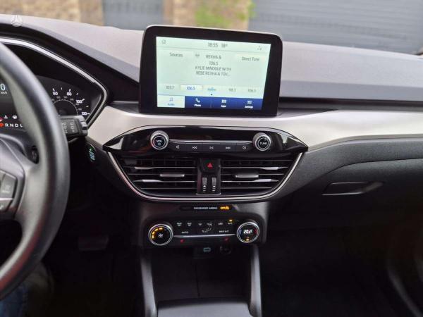 Balts Ford Escape 2020 Klaipėda, ar dzinēja tilpumu 1.50 L un nobraukumu 32 tūkst. km par 14700 €, foto 7 vietnē AUTOMOTO.COM.LV