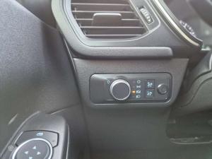 Balts Ford Escape 2020 Klaipėda, ar dzinēja tilpumu 1.50 L un nobraukumu 32 tūkst. km par 14700 €, foto 10 vietnē AUTOMOTO.COM.LV