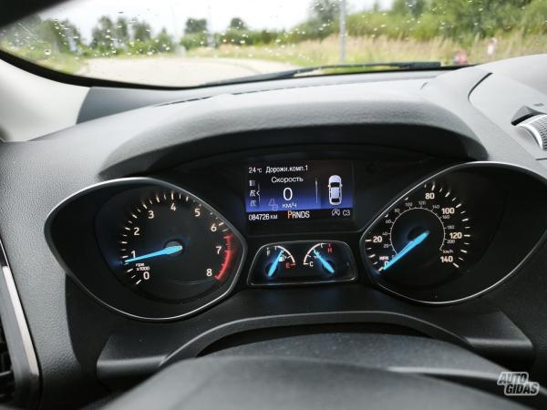 Ford Escape 2017 Viļņa vietnē Dzeltens Ford Escape 2017 Viļņa, ar dzinēja tilpumu 2.00 L un nobraukumu 85 tūkst. km par 9000 €, foto 9 vietnē AUTOMOTO.COM.LV