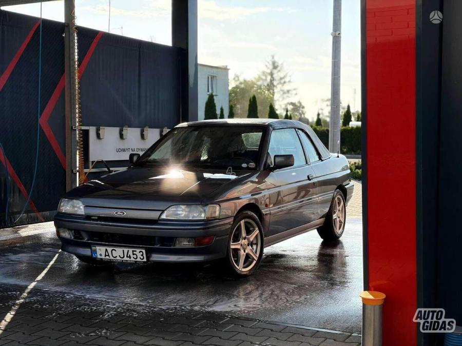 Ford Escort 1992 Viļņa, ar dzinēja tilpumu 1.60 L un nobraukumu 43 tūkst. km par 1999 €, foto 1 vietnē AUTOMOTO.COM.LV