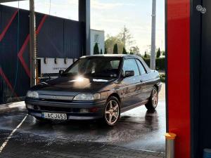 Pelēks Ford Escort 1992 Viļņa, ar dzinēja tilpumu 1.60 L un nobraukumu 43 tūkst. km par 1999 €, foto  vietnē AUTOMOTO.COM.LV