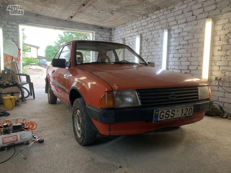 Ford Escort 1981 in Klaipeda, with an engine capacity of 1.30 L and mileage of 70 thousand km for 1499 €, photo 1 on AUTOMOTO.COM.LV