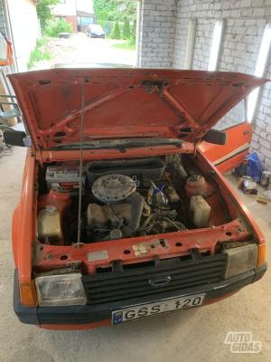 Ford Escort 1981 in Klaipeda, with an engine capacity of 1.30 L and mileage of 70 thousand km for 1499 €, photo 5 on AUTOMOTO.COM.LV