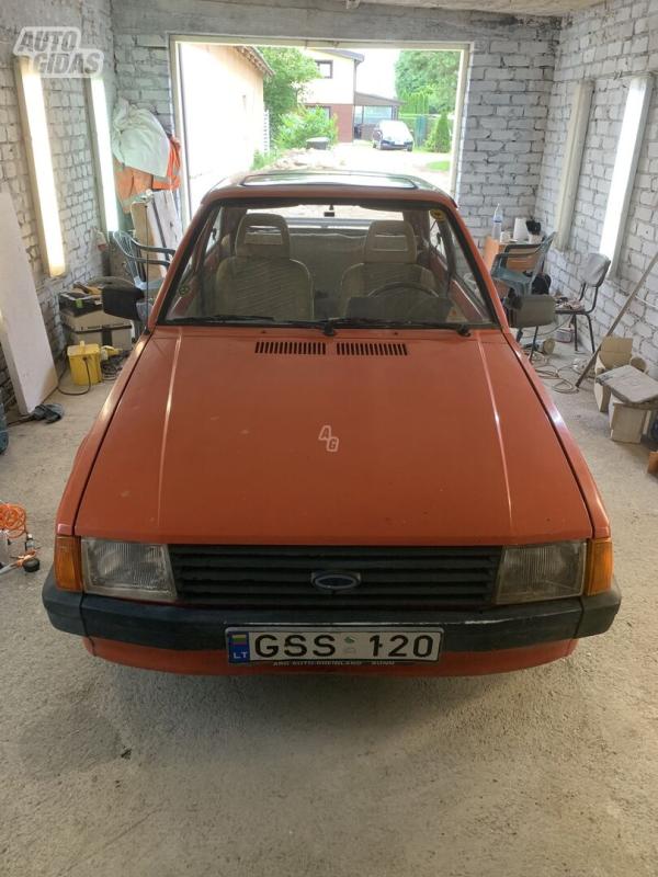Ford Escort 1981 in Klaipeda, with an engine capacity of 1.30 L and mileage of 70 thousand km for 1499 €, photo 6 on AUTOMOTO.COM.LV