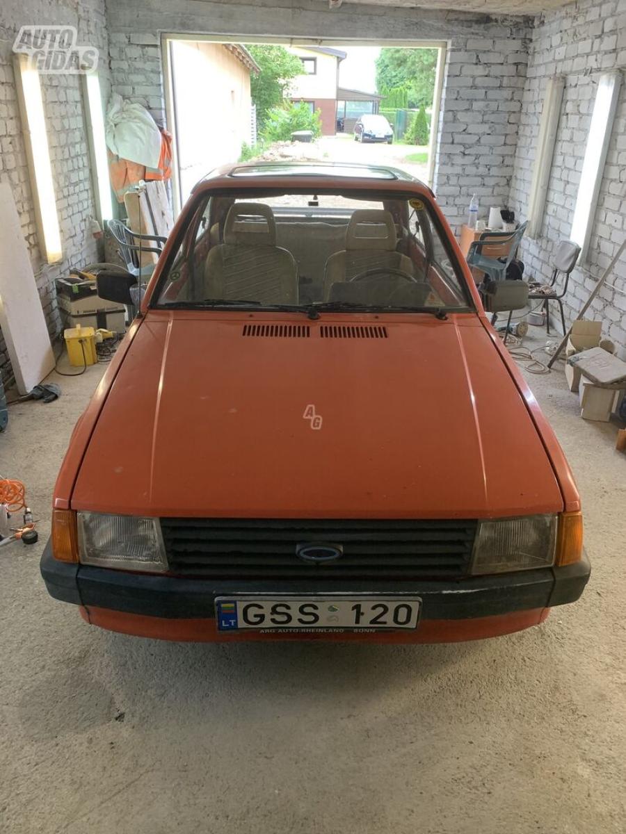 Ford Escort 1981 in Klaipeda, with an engine capacity of 1.30 L and mileage of 70 thousand km for 1499 €, photo 7 on AUTOMOTO.COM.LV