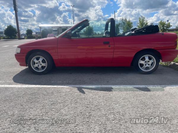 Red Ford Escort 1991 in Tallinn, with an engine capacity of 1.60 L and mileage of 101 thousand km for 1490 €, photo 8 on AUTOMOTO.COM.LV