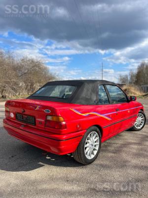 Red Ford Escort 1992 in Ogre, with an engine capacity of 1.60 L and mileage of 126 thousand km for 2150 €, photo 7 on AUTOMOTO.COM.LV