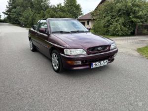 Red Ford Escort 1994 in Klaipeda, with an engine capacity of 1.80 L and mileage of 42 thousand km for 1899 €, photo 7 on AUTOMOTO.COM.LV