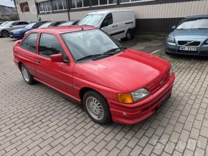 Red Ford Escort 1991 in Riga, with an engine capacity of 1.60 L and mileage of 170 thousand km for 3800 €, photo  on AUTOMOTO.COM.LV