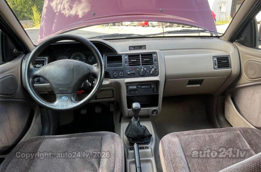Sarkans Ford Escort 1994 Tallina, ar dzinēja tilpumu 1.80 L un nobraukumu 125 tūkst. km par 3400 €, foto 8 vietnē AUTOMOTO.COM.LV