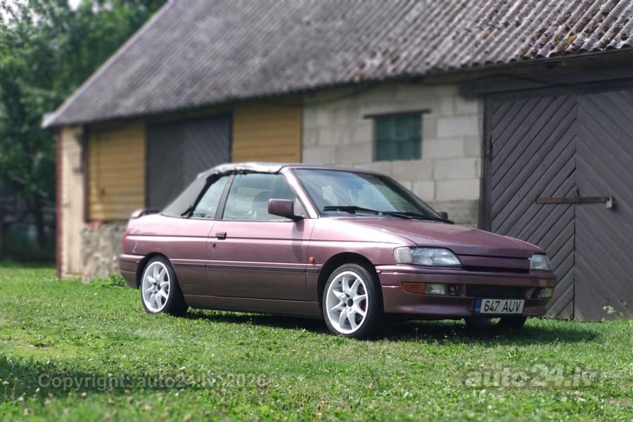 Violets Ford Escort 1992 Tallina, ar dzinēja tilpumu 1.80 L un nobraukumu 105 tūkst. km par 400 €, foto 3 vietnē AUTOMOTO.COM.LV