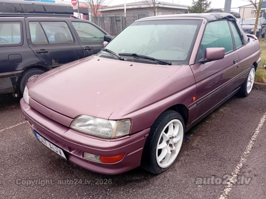 Violets Ford Escort 1992 Tallina, ar dzinēja tilpumu 1.80 L un nobraukumu 105 tūkst. km par 400 €, foto 5 vietnē AUTOMOTO.COM.LV