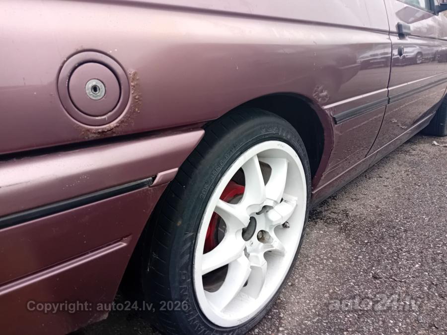 Violets Ford Escort 1992 Tallina, ar dzinēja tilpumu 1.80 L un nobraukumu 105 tūkst. km par 400 €, foto 10 vietnē AUTOMOTO.COM.LV