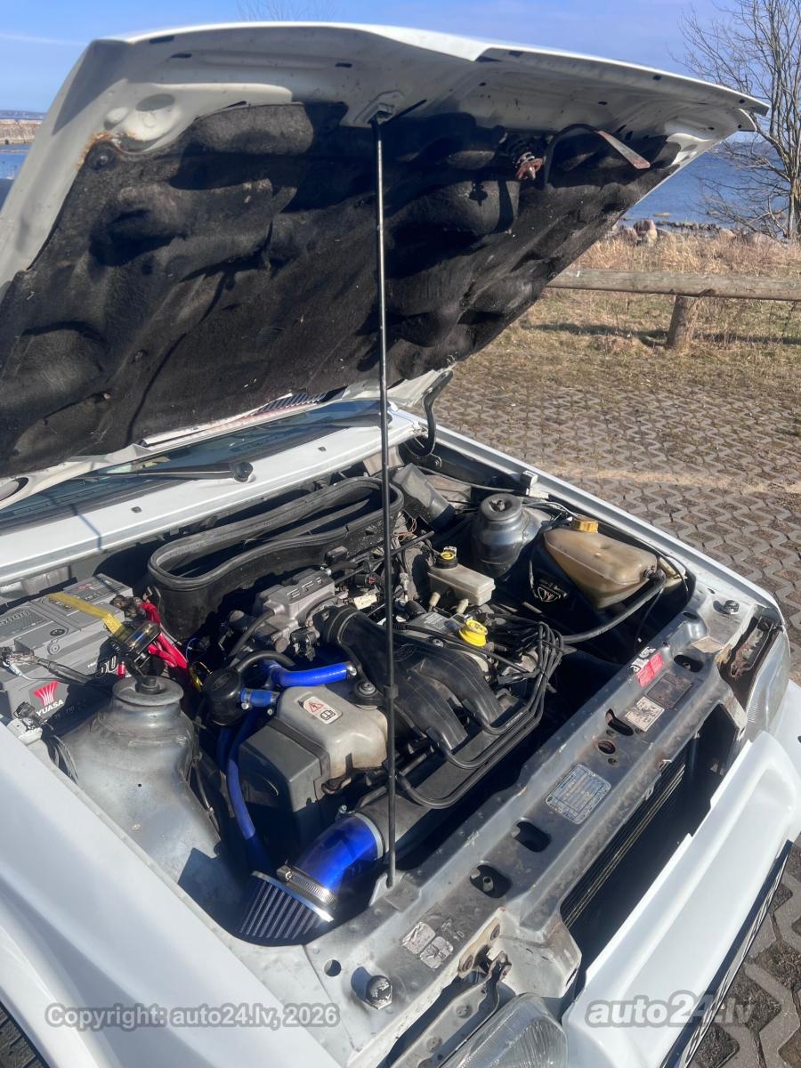 Balts Ford Escort 1990 Tallina, ar dzinēja tilpumu 1.60 L un nobraukumu 25 tūkst. km par 3900 €, foto 15 vietnē AUTOMOTO.COM.LV