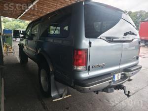 Zils Ford Excursion 2000 Rīga, ar dzinēja tilpumu 6.80 L un nobraukumu 234 tūkst. km par 12500 €, foto 6 vietnē AUTOMOTO.COM.LV