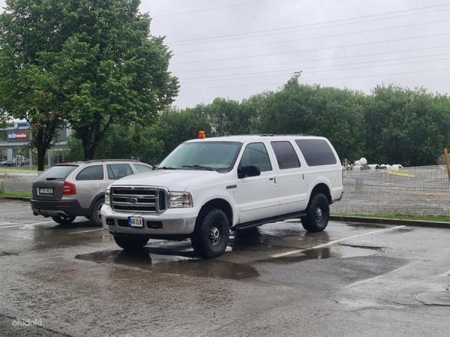 White Ford Excursion 2000 in Narva-Joesuu, with an engine capacity of 0.00 L and mileage of 183 thousand km for 9500 €, photo 1 on AUTOMOTO.COM.LV
