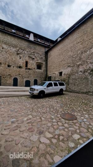 White Ford Excursion 2000 in Narva-Joesuu, with an engine capacity of 0.00 L and mileage of 183 thousand km for 9500 €, photo 3 on AUTOMOTO.COM.LV