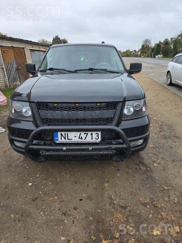 Melns Ford Expedition 2005 Aizkraukle, ar dzinēja tilpumu 5.40 L un nobraukumu 250 tūkst. km par 3000 €, foto 1 vietnē AUTOMOTO.COM.LV