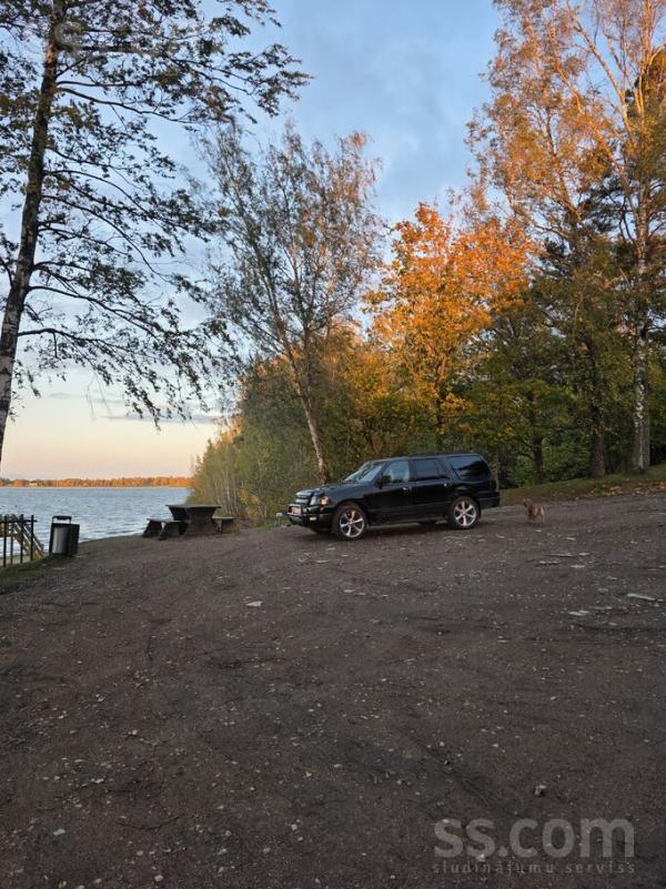 Melns Ford Expedition 2005 Aizkraukle, ar dzinēja tilpumu 5.40 L un nobraukumu 250 tūkst. km par 3000 €, foto 3 vietnē AUTOMOTO.COM.LV