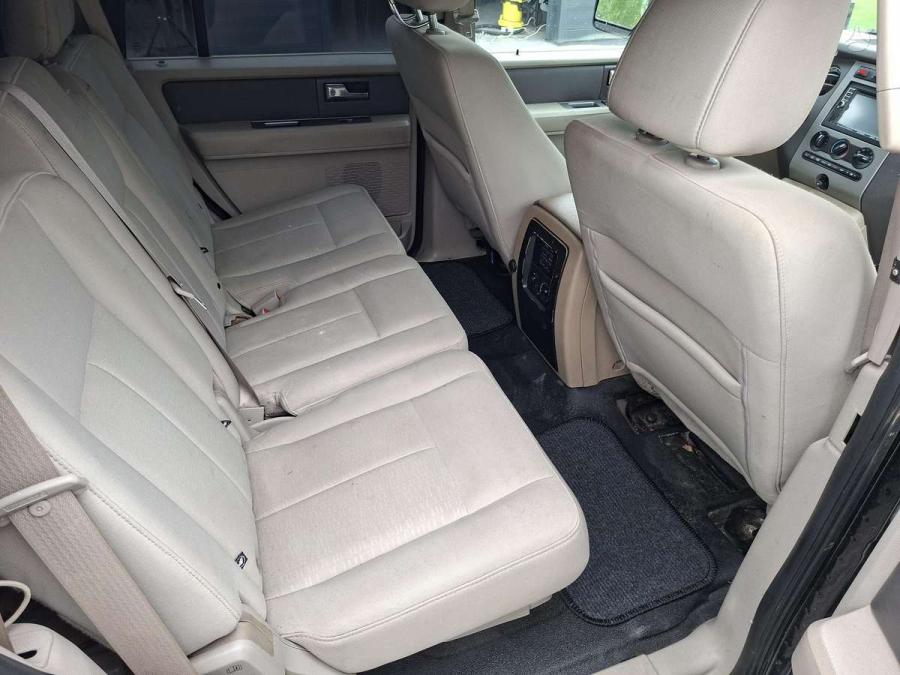 Melns Ford Expedition 2009 Šilutė, ar dzinēja tilpumu 5.41 L un nobraukumu 234 tūkst. km par 4500 €, foto 16 vietnē AUTOMOTO.COM.LV