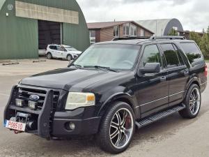 Black Ford Expedition 2009 in Silute, with an engine capacity of 5.41 L and mileage of 234 thousand km for 4500 €, photo  on AUTOMOTO.COM.LV