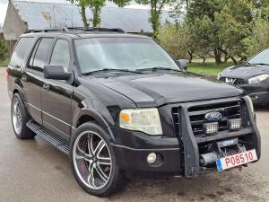 Black Ford Expedition 2009 in Silute, with an engine capacity of 5.41 L and mileage of 234 thousand km for 4500 €, photo 6 on AUTOMOTO.COM.LV