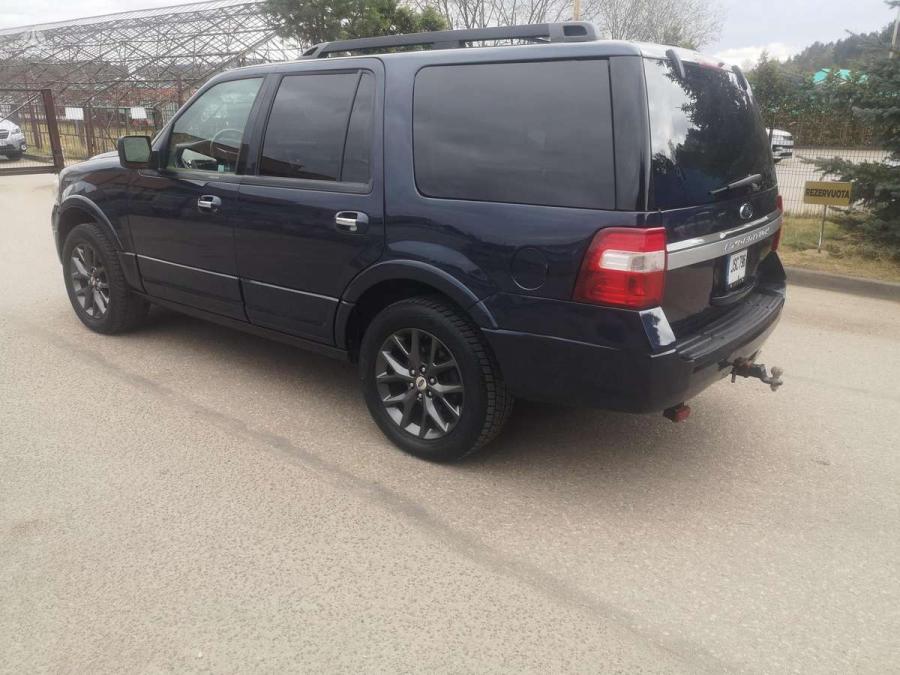 Blue Ford Expedition 2017 in Vilnius, with an engine capacity of 3.50 L and mileage of 150 thousand km for 10999 €, photo 5 on AUTOMOTO.COM.LV