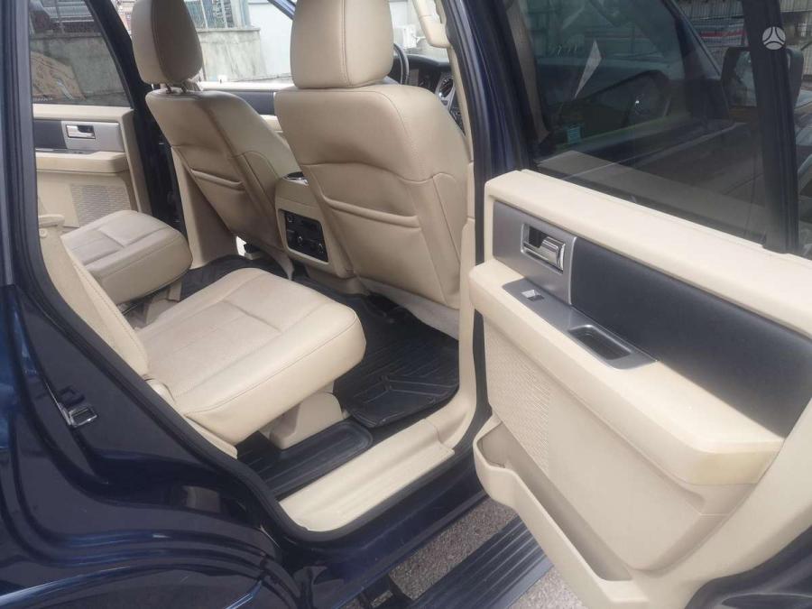 Blue Ford Expedition 2017 in Vilnius, with an engine capacity of 3.50 L and mileage of 150 thousand km for 10999 €, photo 18 on AUTOMOTO.COM.LV