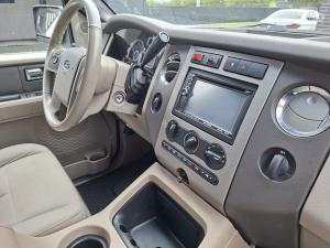 Ford Expedition 2009 in Silute, with an engine capacity of 5.40 L and mileage of 234 thousand km for 4800 €, photo 15 on AUTOMOTO.COM.LV