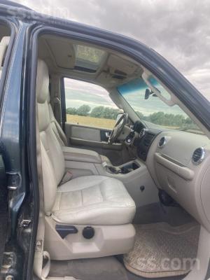 Zaļš Ford Expedition 2002 Bauska, ar dzinēja tilpumu 5.40 L un nobraukumu 192 tūkst. km par 3500 €, foto 3 vietnē AUTOMOTO.COM.LV