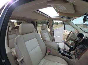 Melns Ford Explorer 2008 Alīta, ar dzinēja tilpumu 4.61 L un nobraukumu 123 tūkst. km par 13000 €, foto 8 vietnē AUTOMOTO.COM.LV