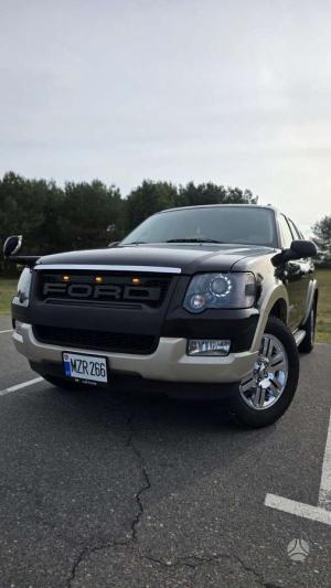 Melns Ford Explorer 2008 Alīta, ar dzinēja tilpumu 4.61 L un nobraukumu 123 tūkst. km par 13000 €, foto 13 vietnē AUTOMOTO.COM.LV
