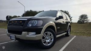 Melns Ford Explorer 2008 Alīta, ar dzinēja tilpumu 4.61 L un nobraukumu 123 tūkst. km par 13000 €, foto 14 vietnē AUTOMOTO.COM.LV
