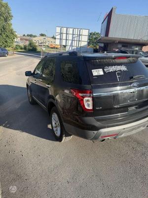 Melns Ford Explorer 2013 Klaipėda, ar dzinēja tilpumu 3.49 L un nobraukumu 250 tūkst. km par 5400 €, foto 4 vietnē AUTOMOTO.COM.LV