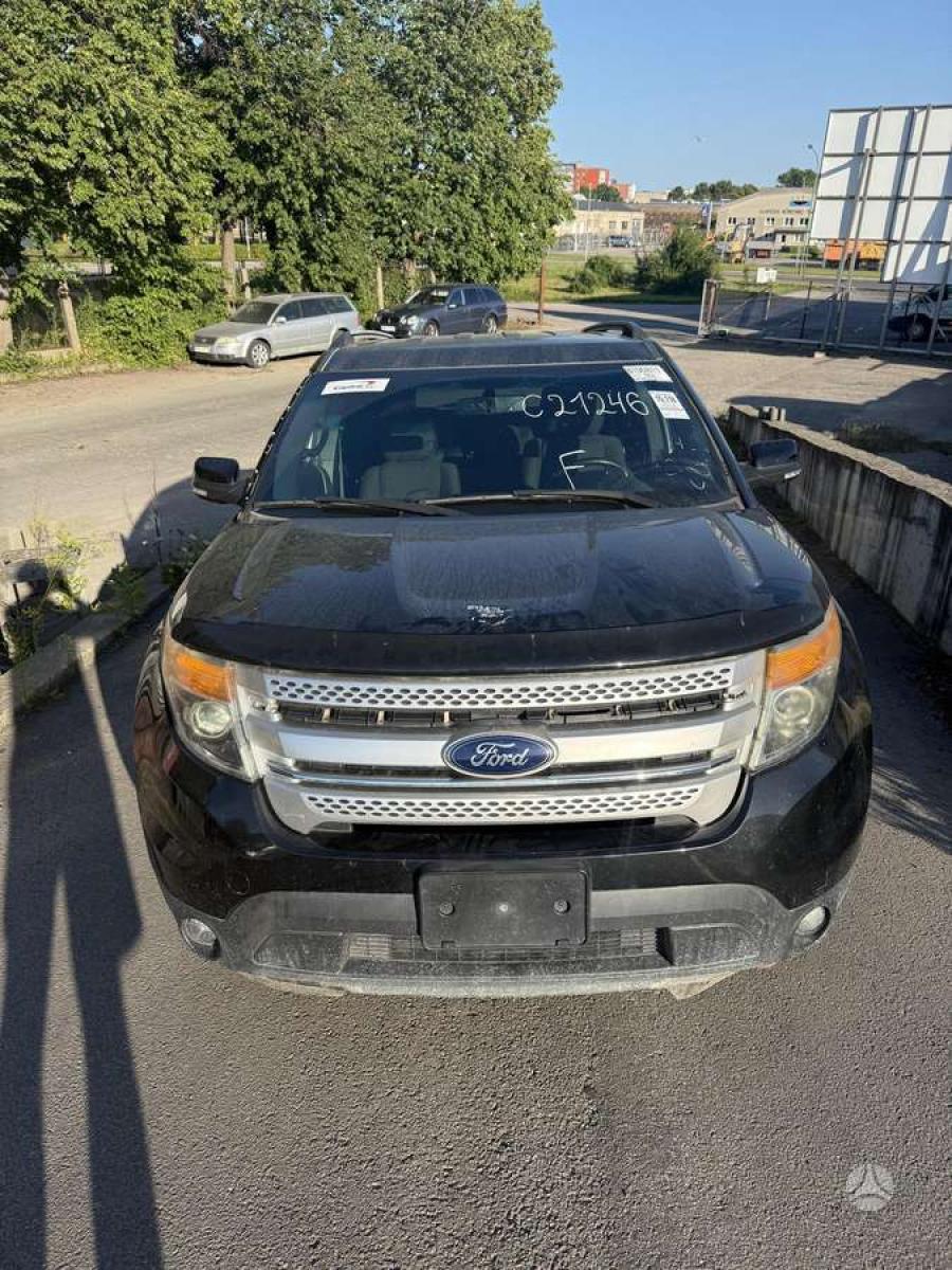 Melns Ford Explorer 2013 Klaipėda, ar dzinēja tilpumu 3.49 L un nobraukumu 250 tūkst. km par 5400 €, foto 7 vietnē AUTOMOTO.COM.LV