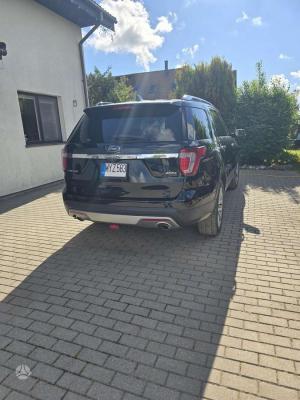 Black Ford Explorer 2016 in Klaipeda, with an engine capacity of 3.49 L and mileage of 173 thousand km for 11900 €, photo 3 on AUTOMOTO.COM.LV